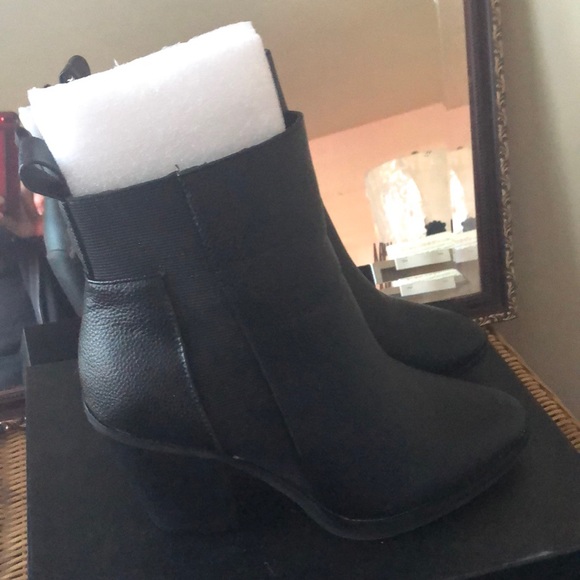 Krush | Shoes | Nwot Krush Black Just Above Ankle | Poshmark